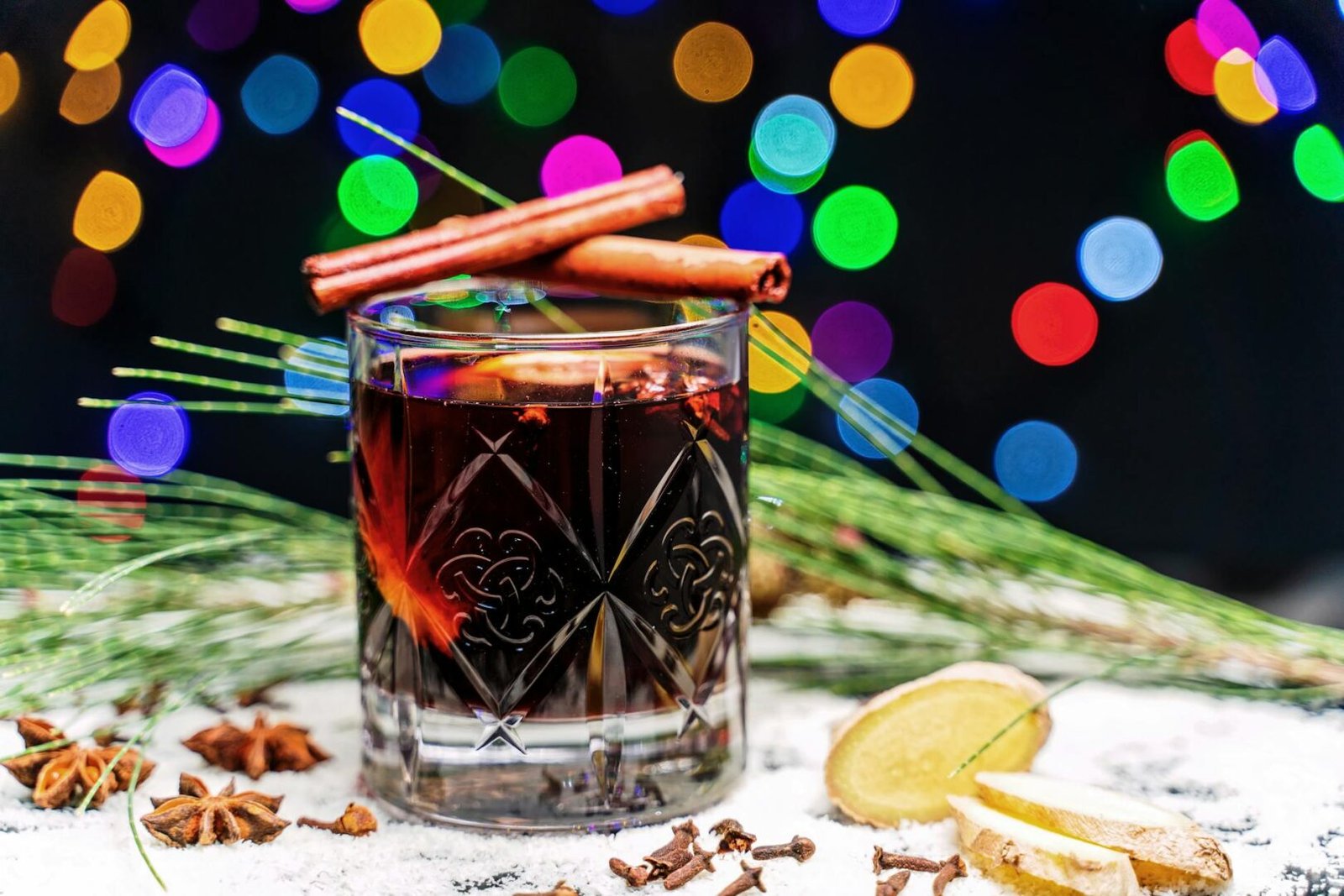 How to Make Ahead Ginger Christmas Punch, Plus FAQs